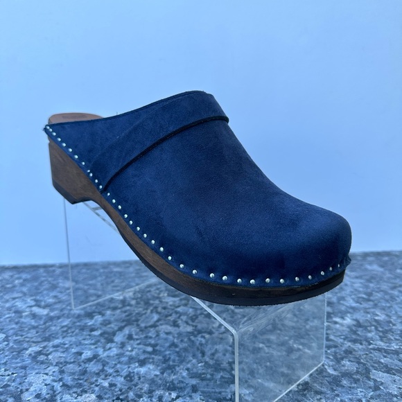 Troentorps | Shoes | Troentorps Mens Navy Leather Pull Up Clog Wood ...